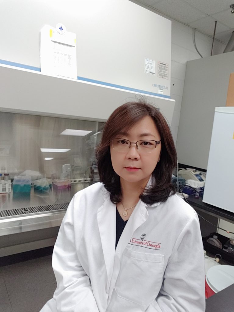 Dr. Lee's Lab - UGA VetMed